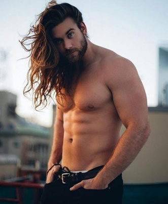 Las fanáticas lloran, el actor de Thor deja Hollywood - INTERDIARIO